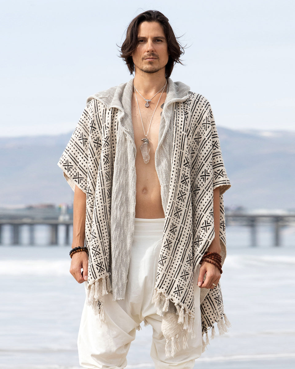 Enam | Nomad Cape | Him – glorka